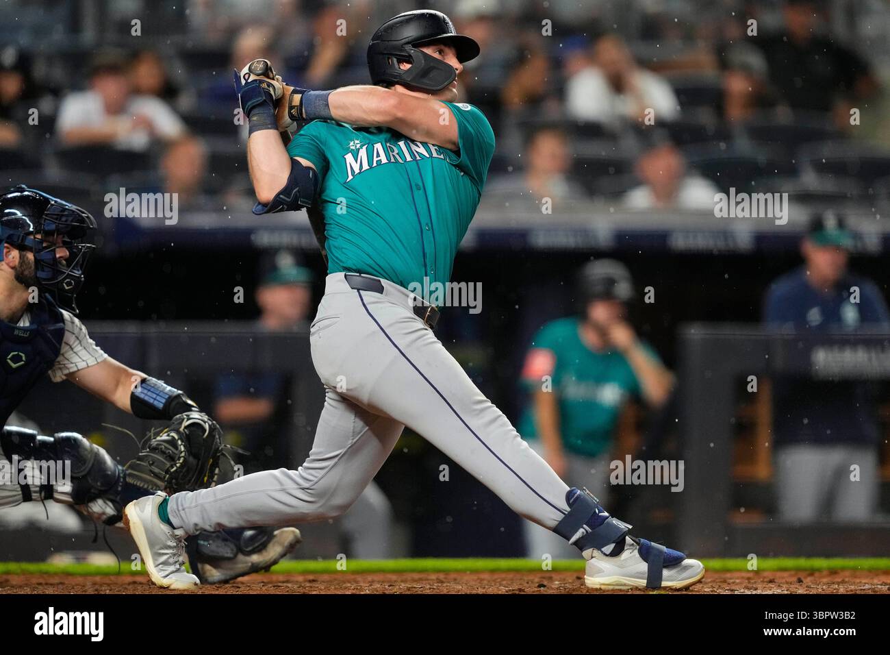 Seattle Mariners' Cole Young (2) hits a home run during the seventh ...