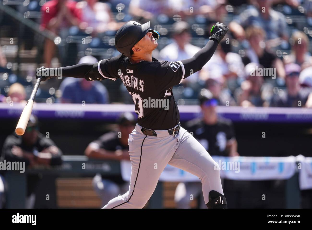 Chicago White Sox third baseman Miguel Vargas (20) in the seventh ...