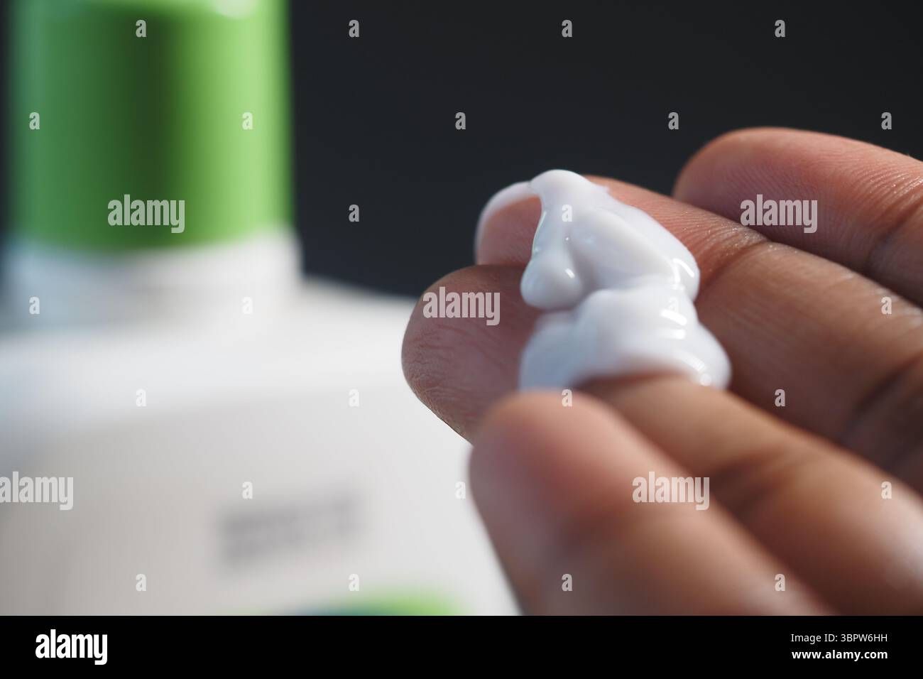 Moisturizing hand cream hi-res stock photography and images - Alamy