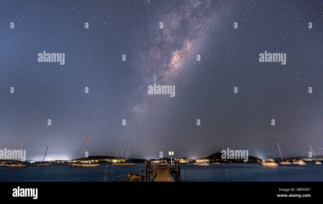 New south wales australia milky way hi-res stock photography and images ...