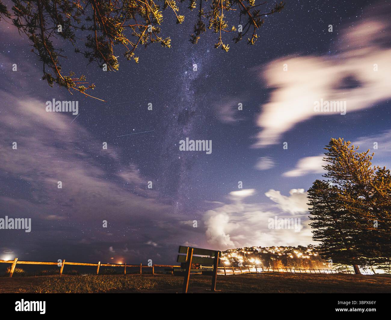 New south wales australia milky way hi-res stock photography and images ...