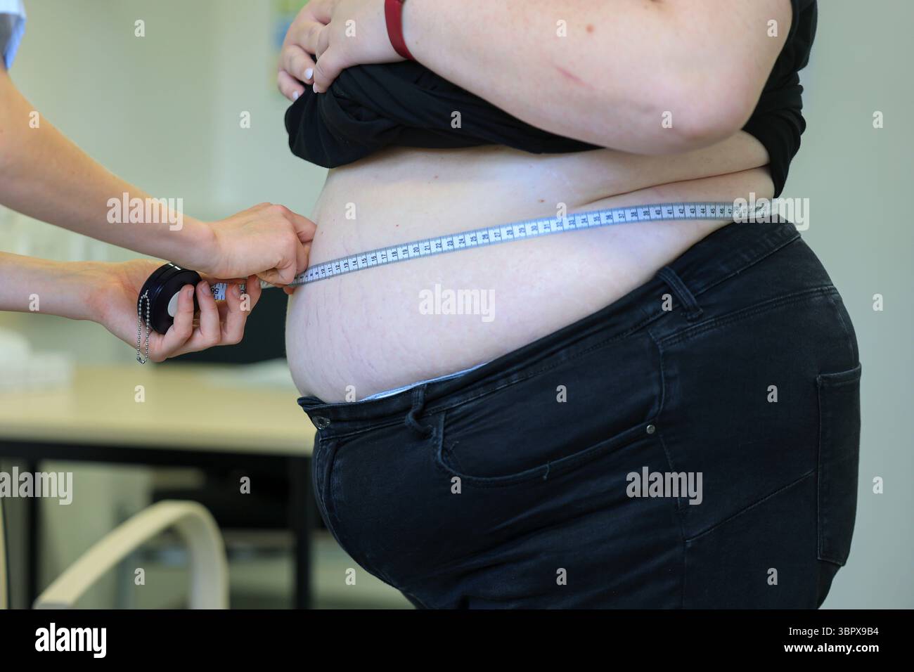 Morbidly obese woman hi-res stock photography and images - Alamy