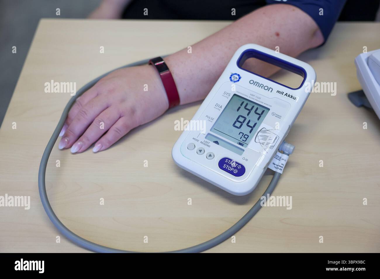 Morbidly obese woman hi-res stock photography and images - Alamy