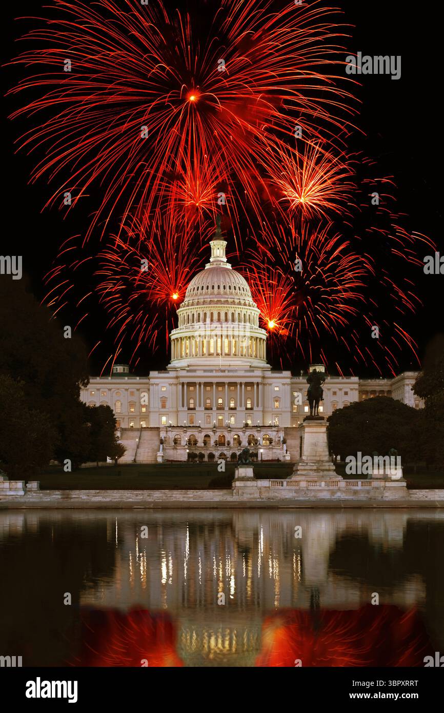 Illuminated dome building night hi-res stock photography and images - Alamy
