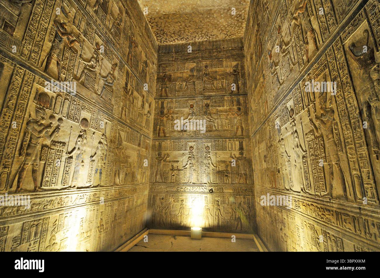 Interior of Dendera Temple best-preserved temple complexes of ancient ...