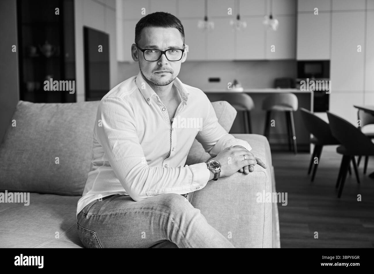 Modern beige kitchen black Black and White Stock Photos & Images - Alamy