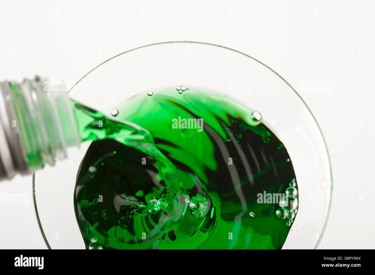 Green cocktail poured glass hi-res stock photography and images - Alamy