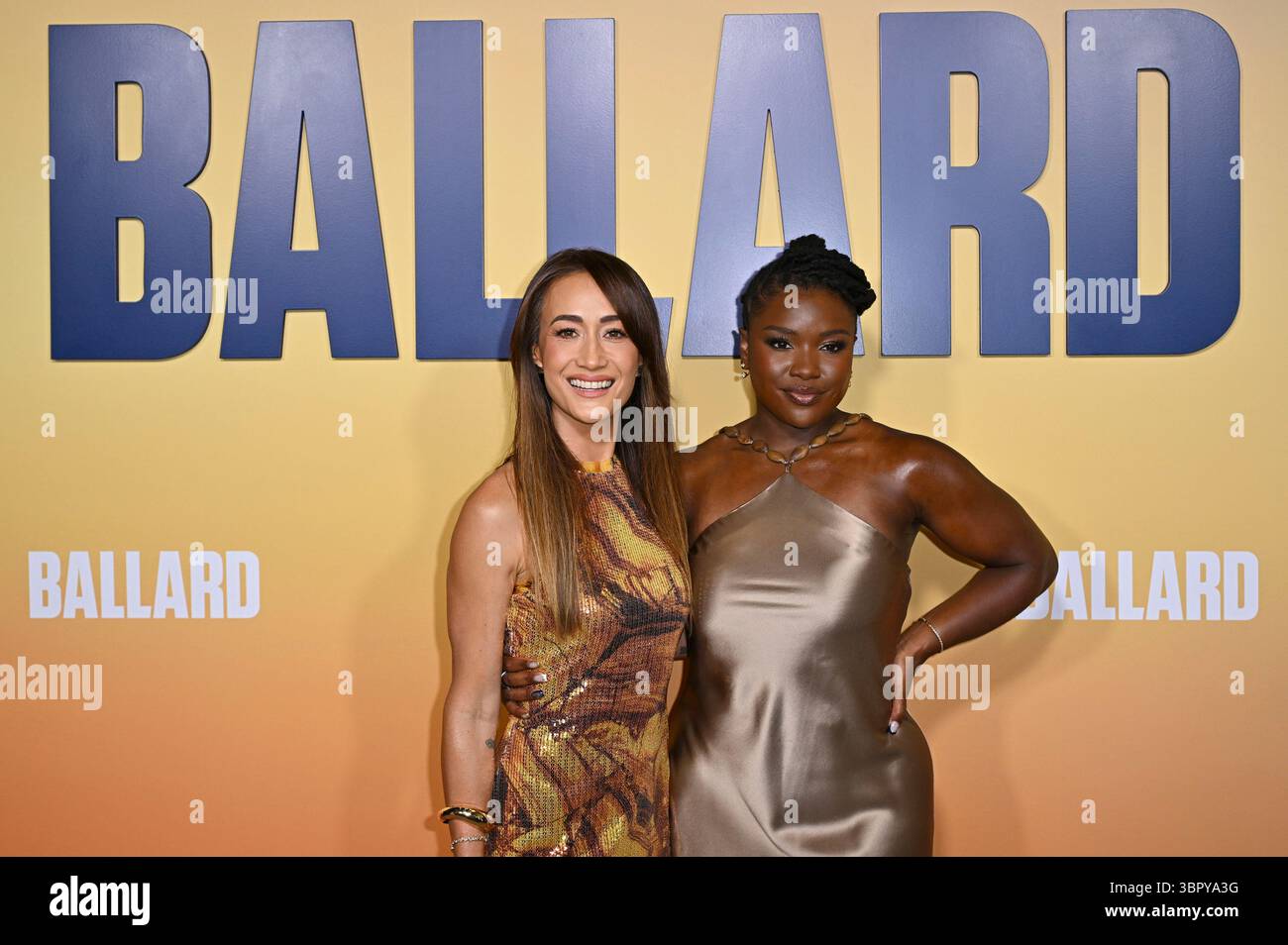 Maggie Q und Courtney Taylor bei der Premiere der Amazon Prime Video ...