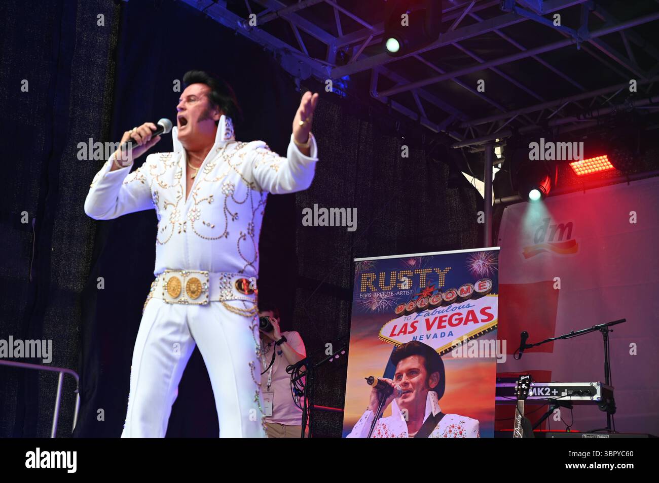 Rusty, Elvis Impersonator, Elvis Presley Show, Rudolf Stumbecker, 2025 ...