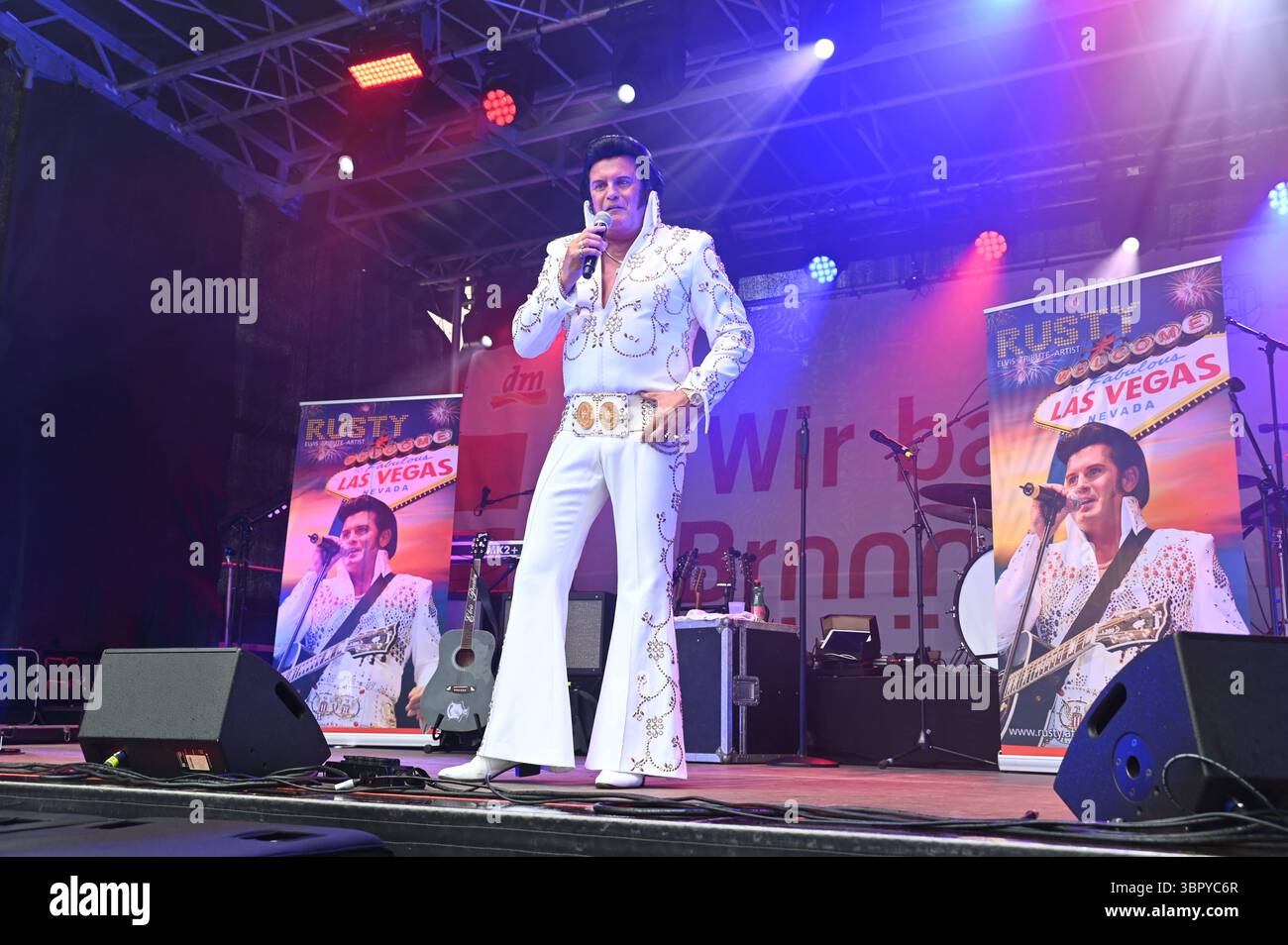 Rusty, Elvis Impersonator, Elvis Presley Show, Rudolf Stumbecker, 2025 ...