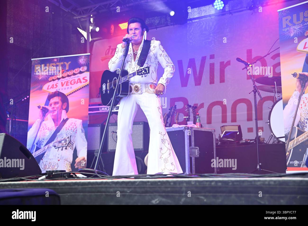 Rusty, Elvis Impersonator, Elvis Presley Show, Rudolf Stumbecker, 2025 ...