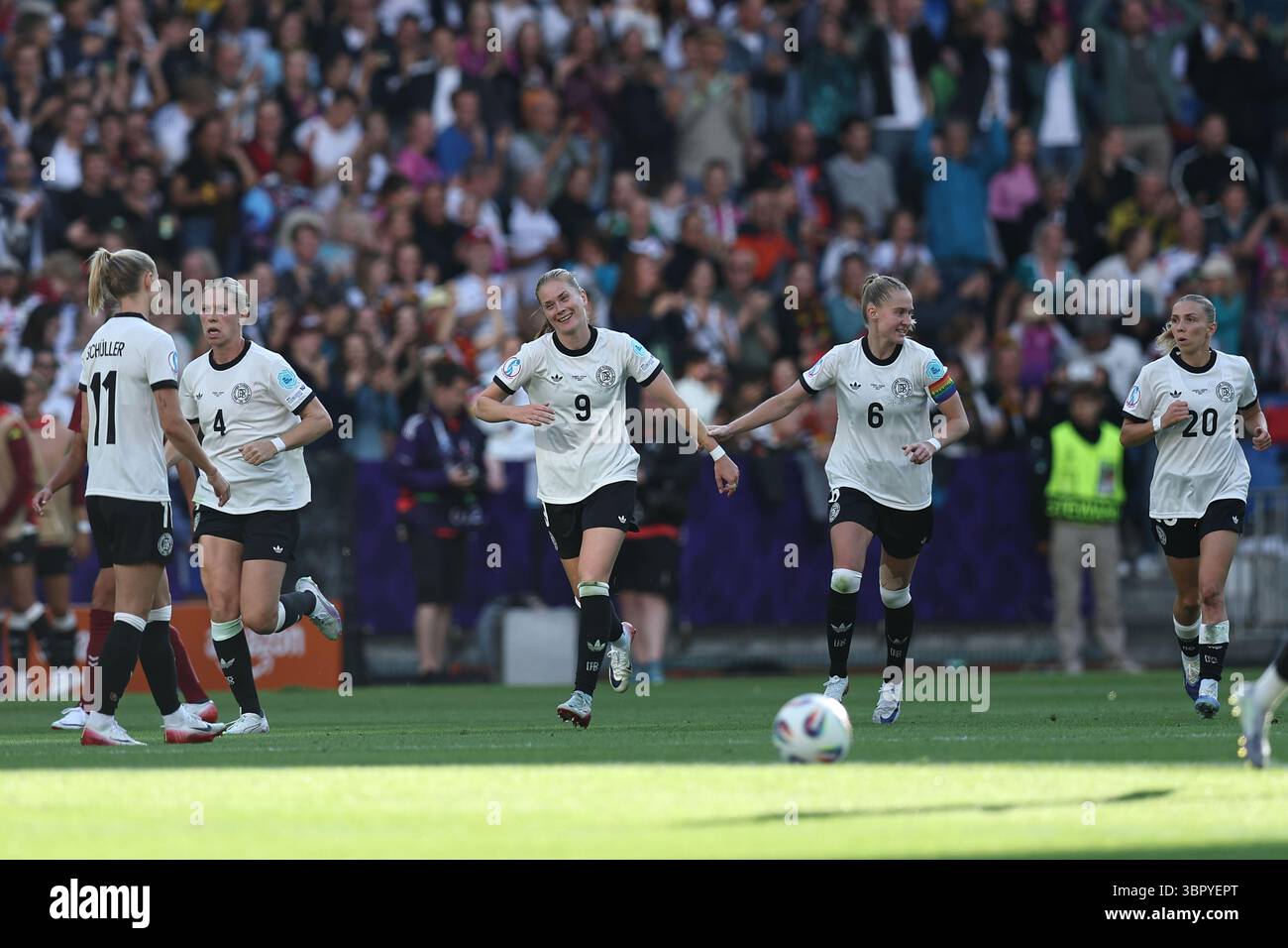 Sjoeke Nusken (Germany Women)Janina Minge (Germany Women) celebrates ...