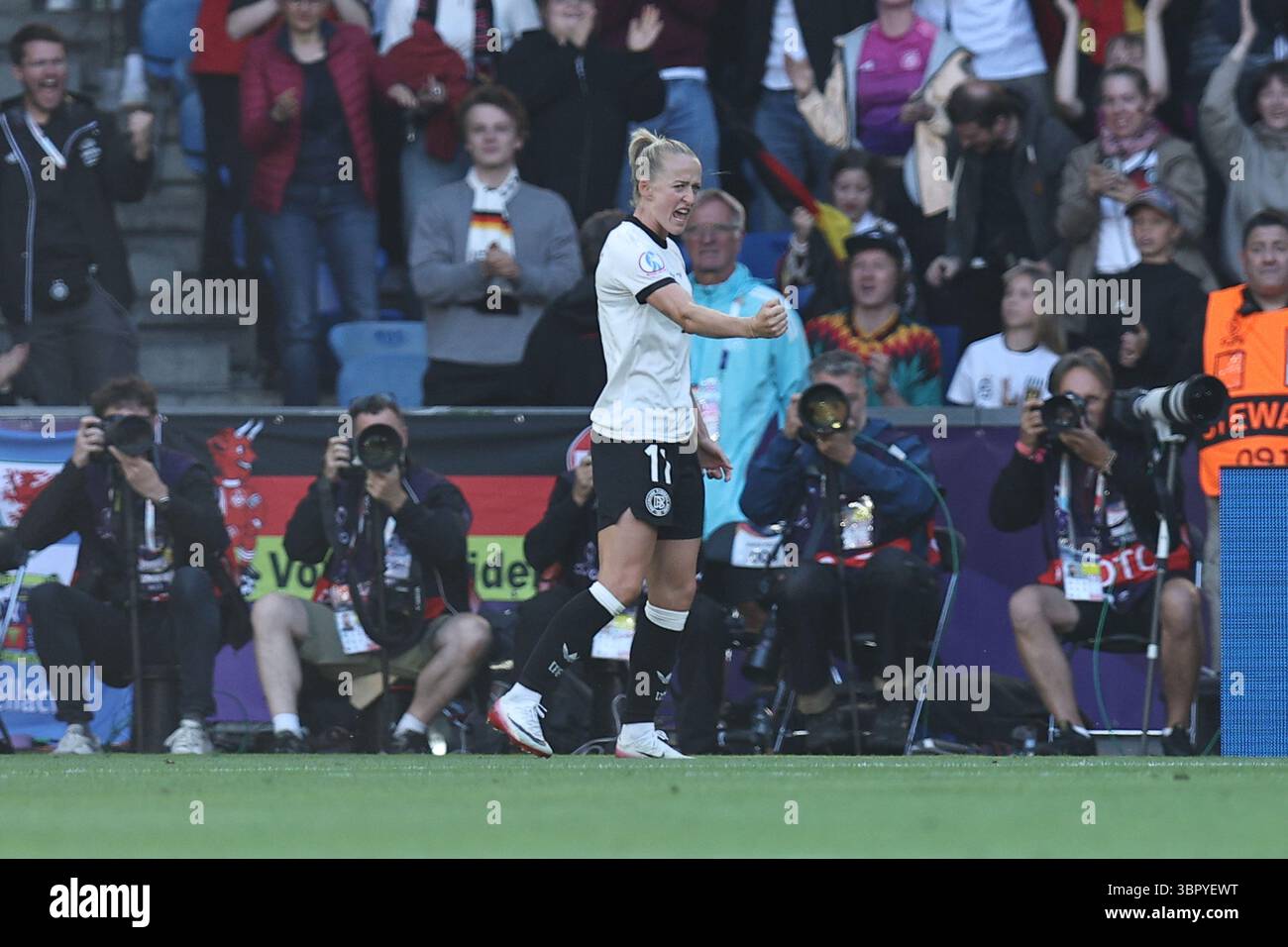 Lea Schuller (Germany Women) celebrates after scoring his teams second ...