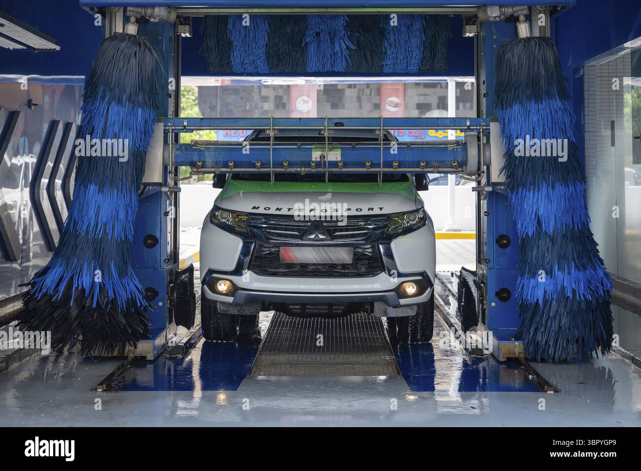 Mitsubishi car wash, Abu Dhabi, United Arab Emirates Stock Photo - Alamy