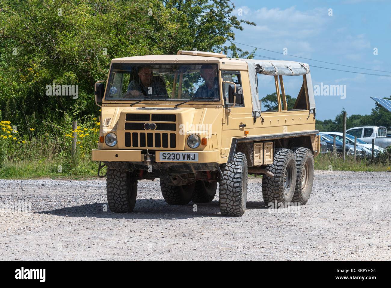 Knepp Estate Wildland, an open-sided all terrain safari vehicle for ...