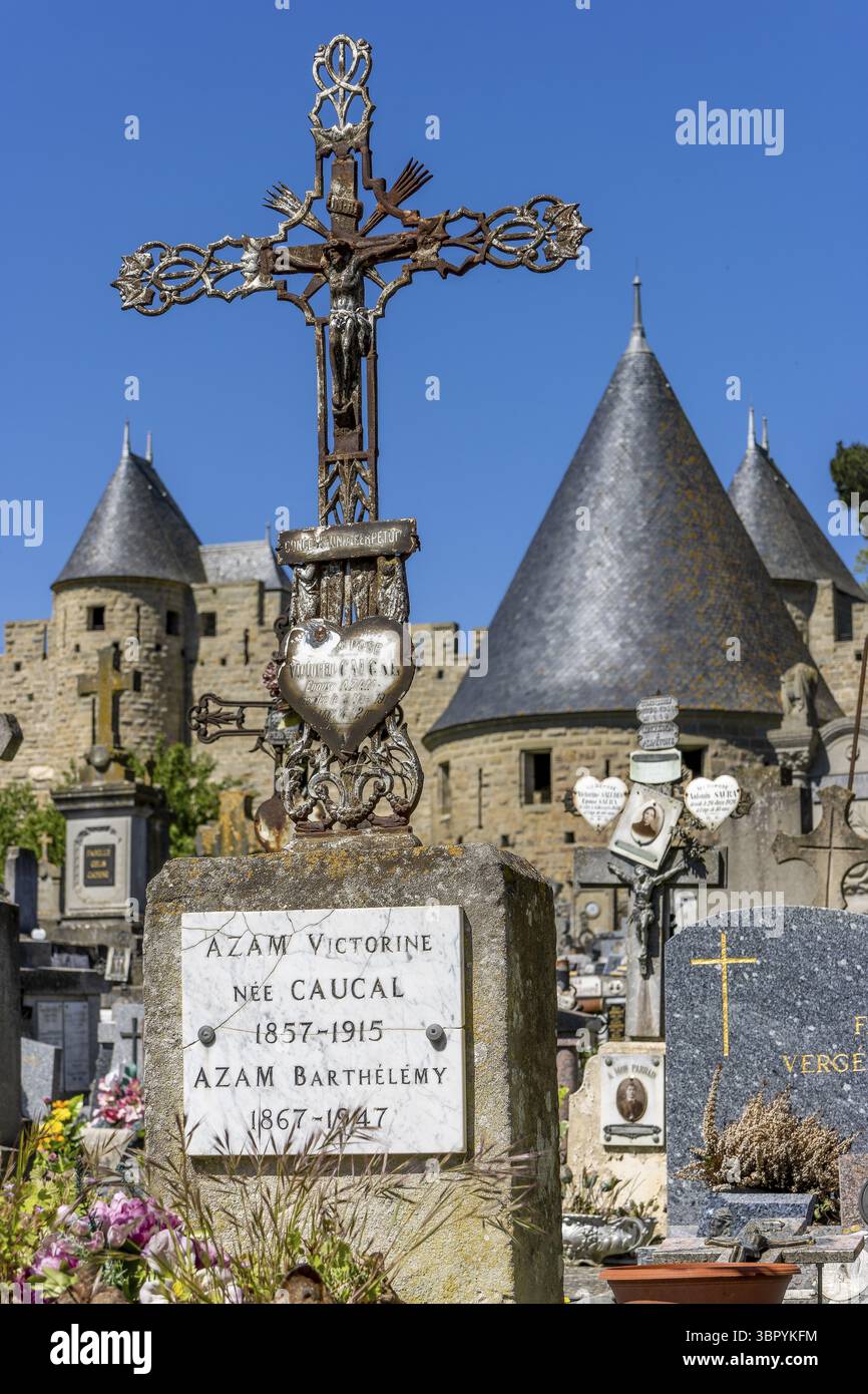 Medieval cemetery Cimetiere de la Cite de Carcassonne and in the ...