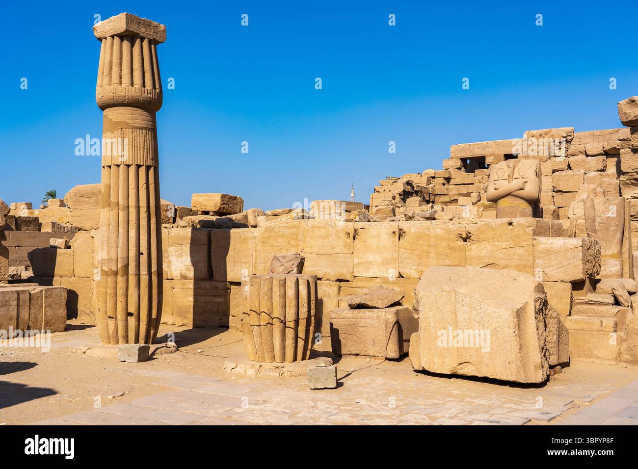 . Papyrus columnsKarnak Temple Complex, Luxor Stock Photo - Alamy