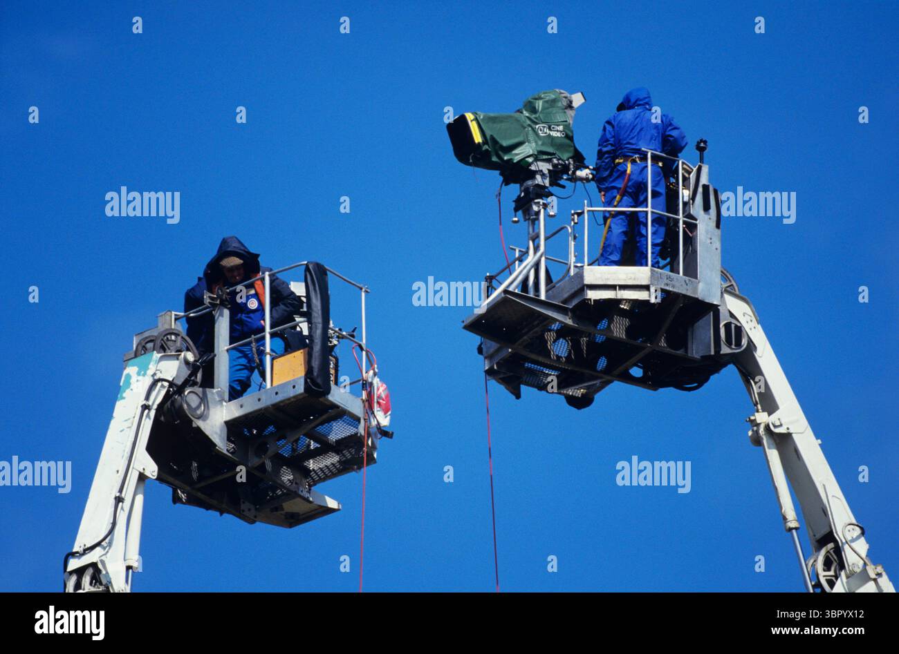 THE OPEN CHAMPIONSHIP 1988 Television cameras on cranes and BBC ...
