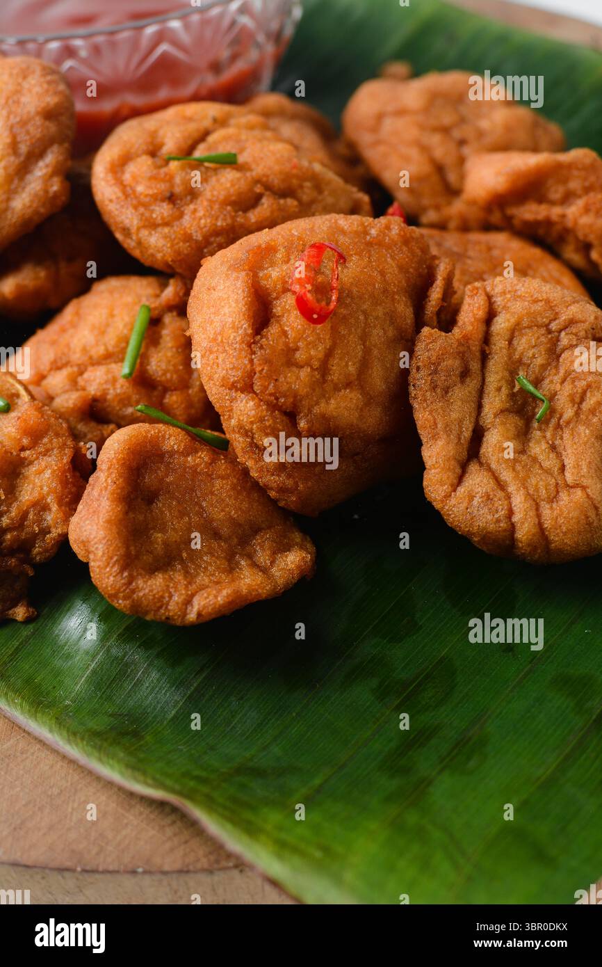 Overhead view of Akara on plantain leaf, top view of nigerian akara ...