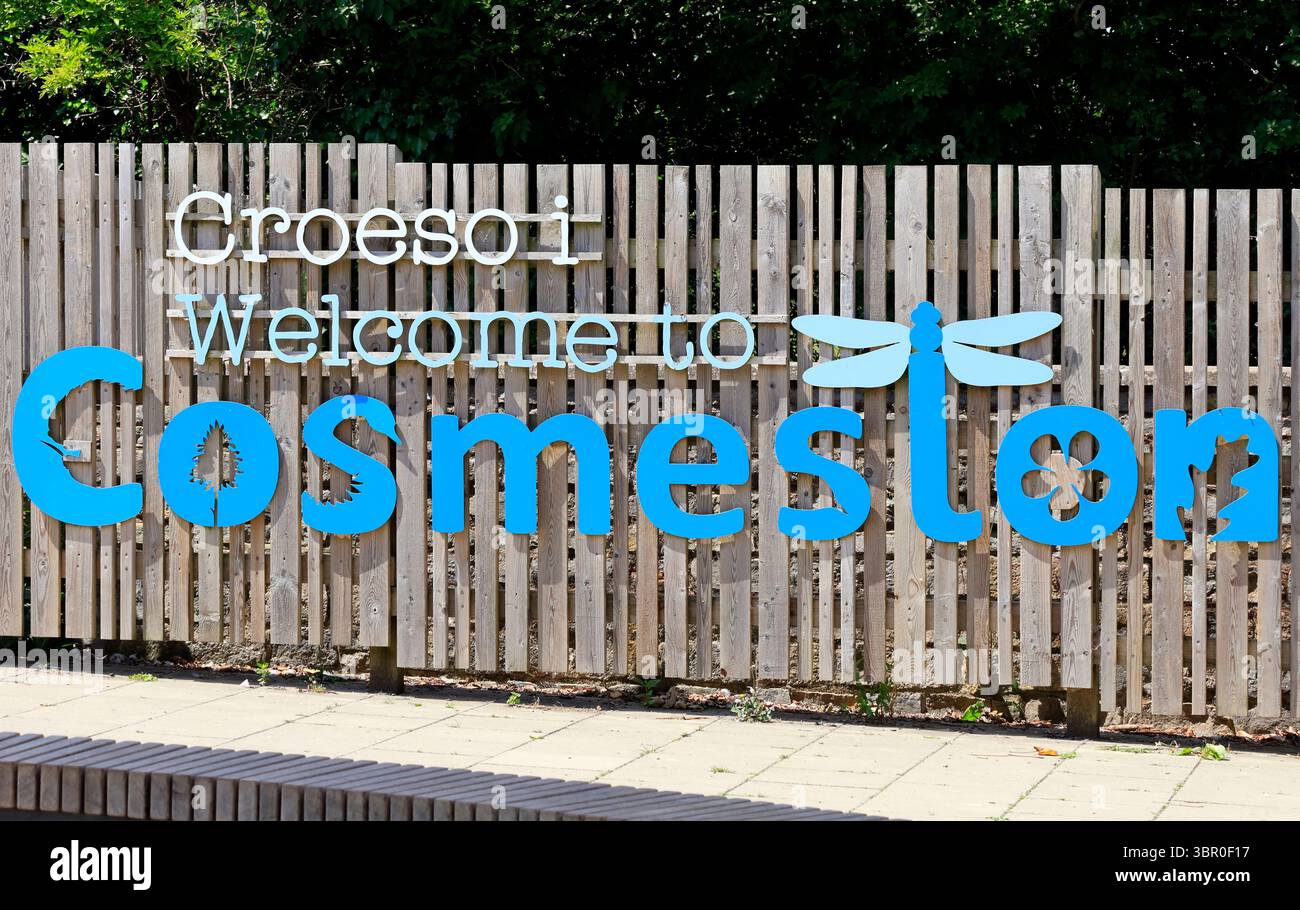 Signage for Welcome to Cosmeston Lakes and Country Park, Penarth ...