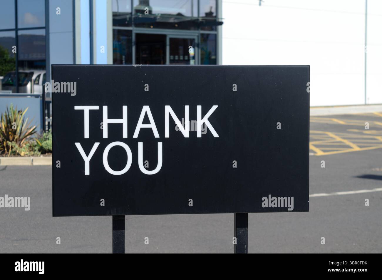 Black and white message hi-res stock photography and images - Alamy