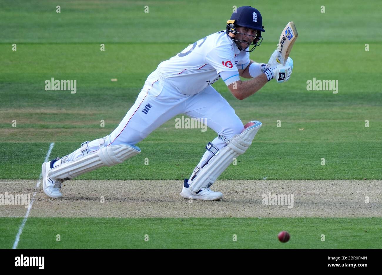 England's Joe Root batting during day one of the Third Rothesay Men's ...