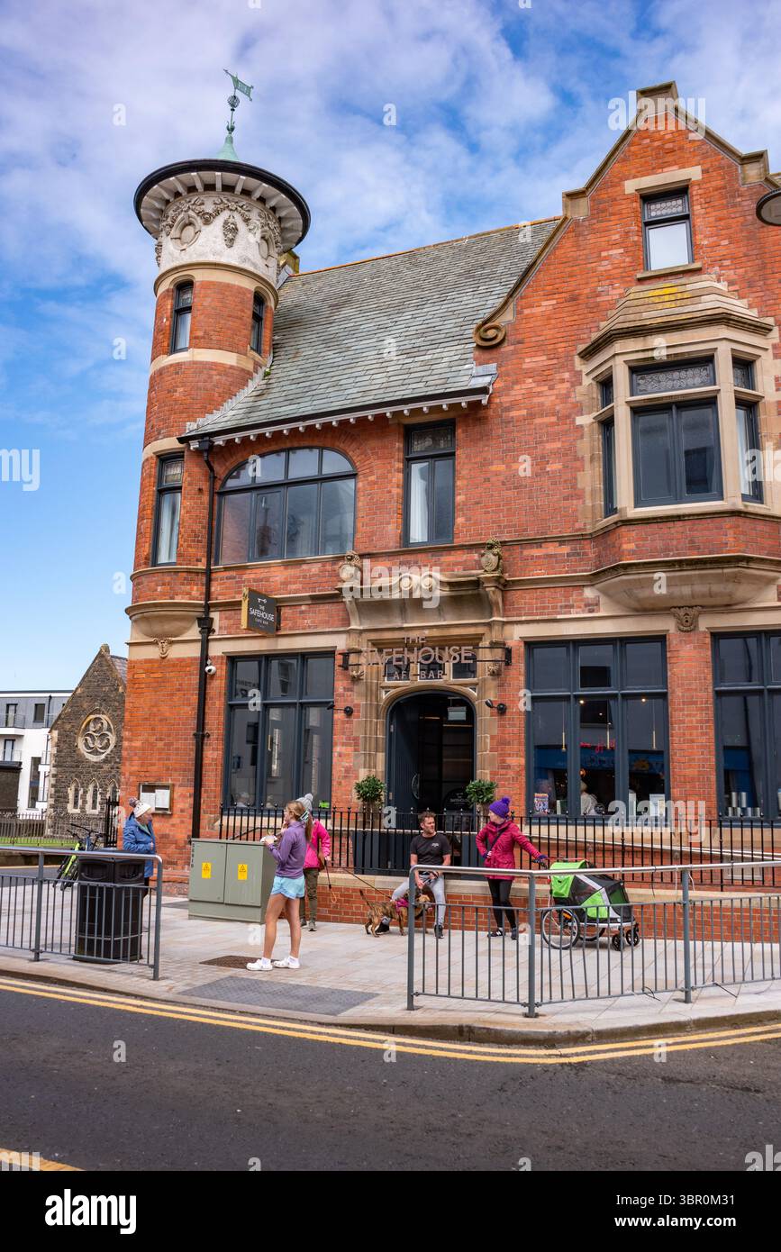 The Safehouse Cafe Bar, Portrush, Northern Ireland, UK Stock Photo - Alamy