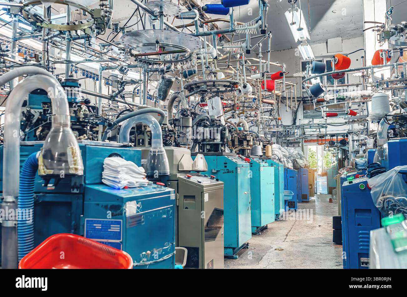 Modern textile factory industrial unit hi-res stock photography and ...
