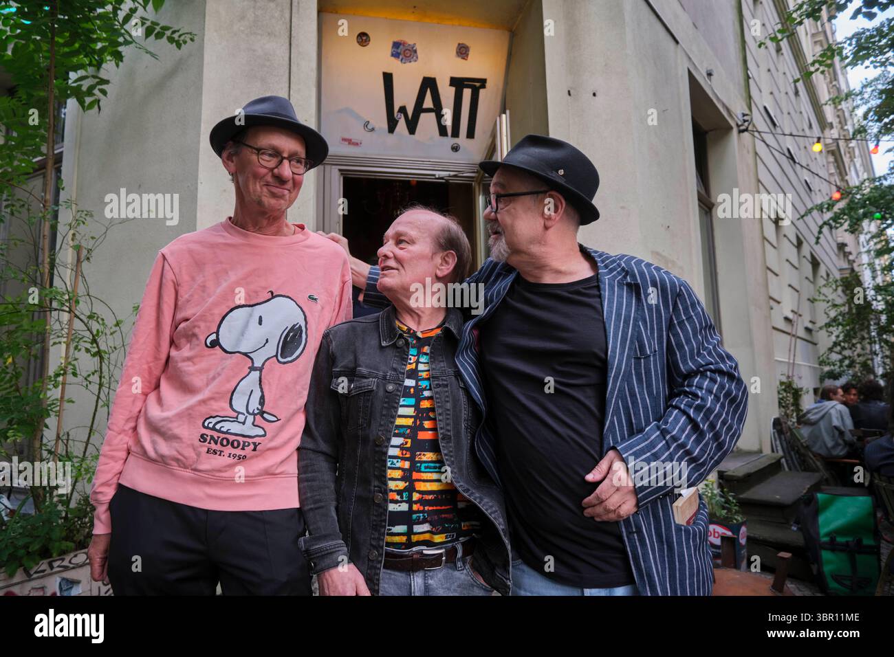 DreckSack-Release-Lesung Deutschland, Berlin, 09.07.2025, Szene Kneipe WATT von Schließung ...