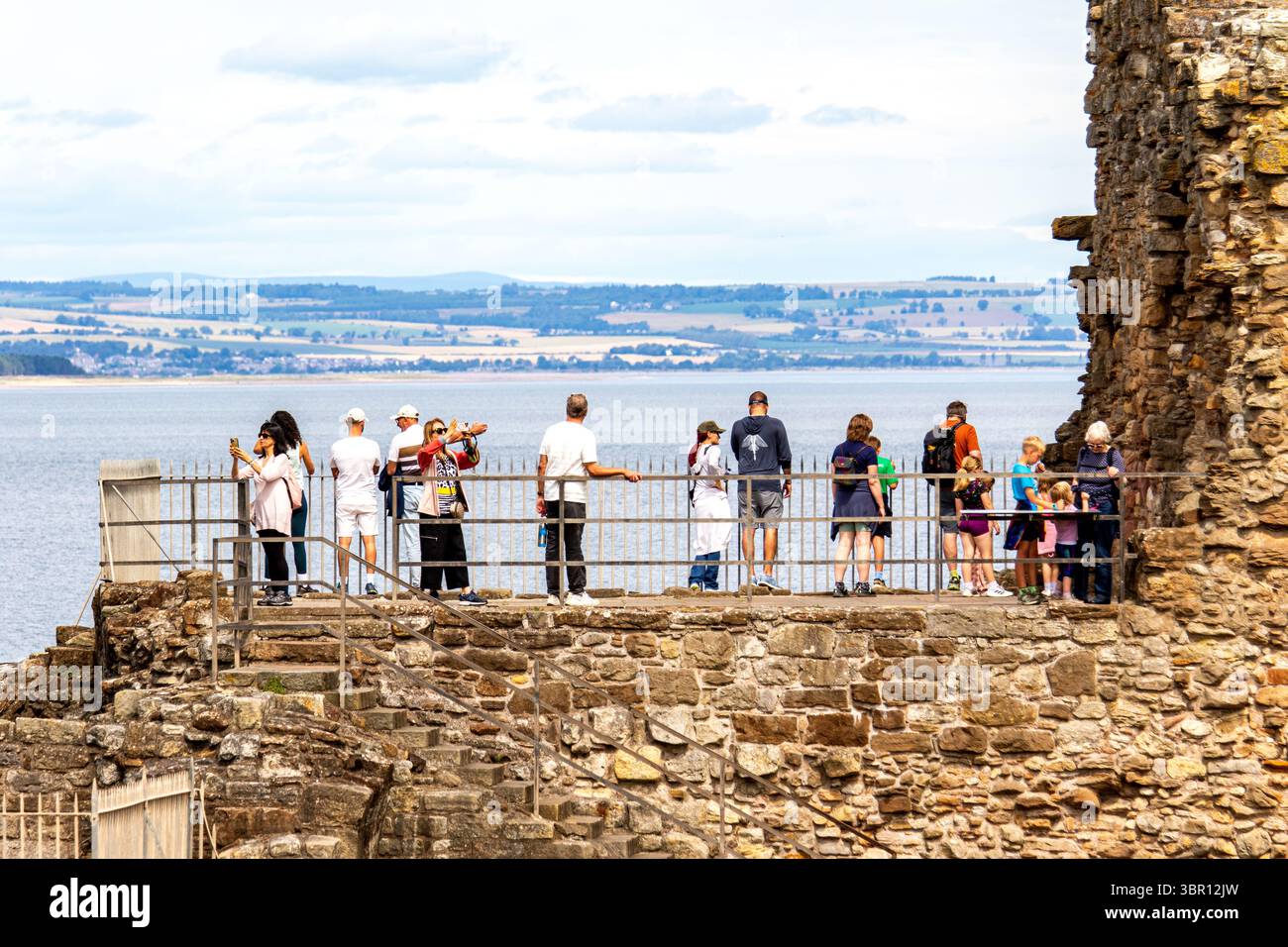 St Andrews, Fife, Scotland, UK. 10th July, 2025. UK Weather: St Andrews ...