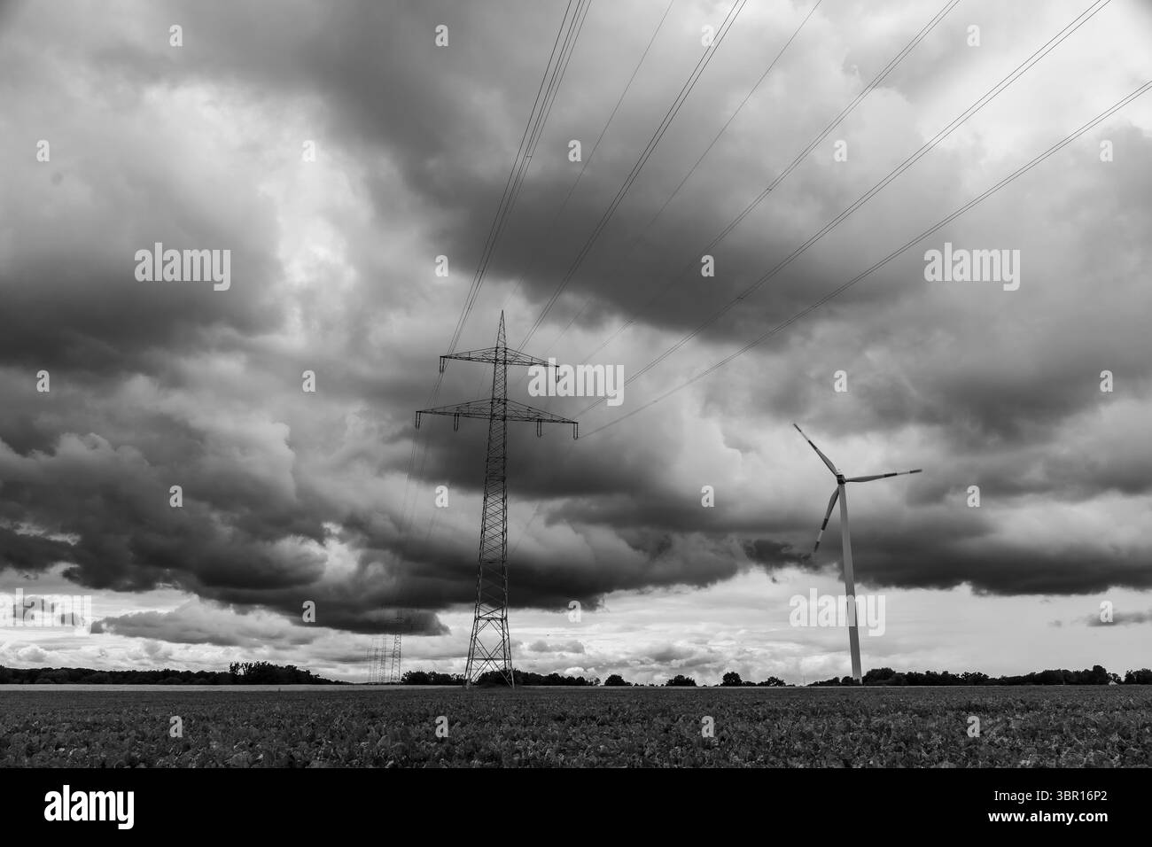 Wind und Black and White Stock Photos & Images - Alamy