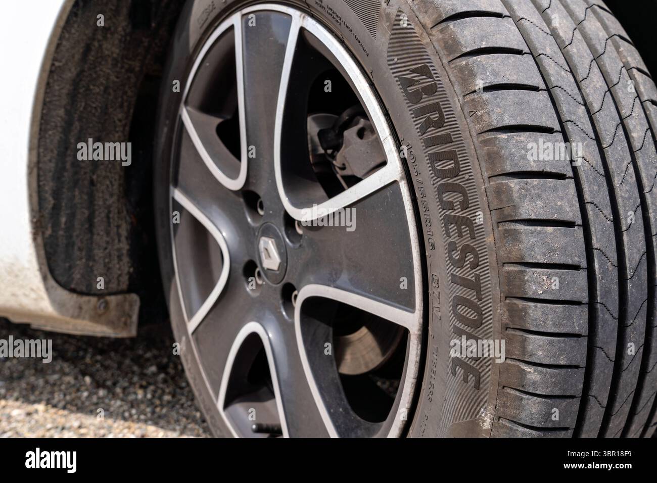 Bridgestone logo hi-res stock photography and images - Alamy