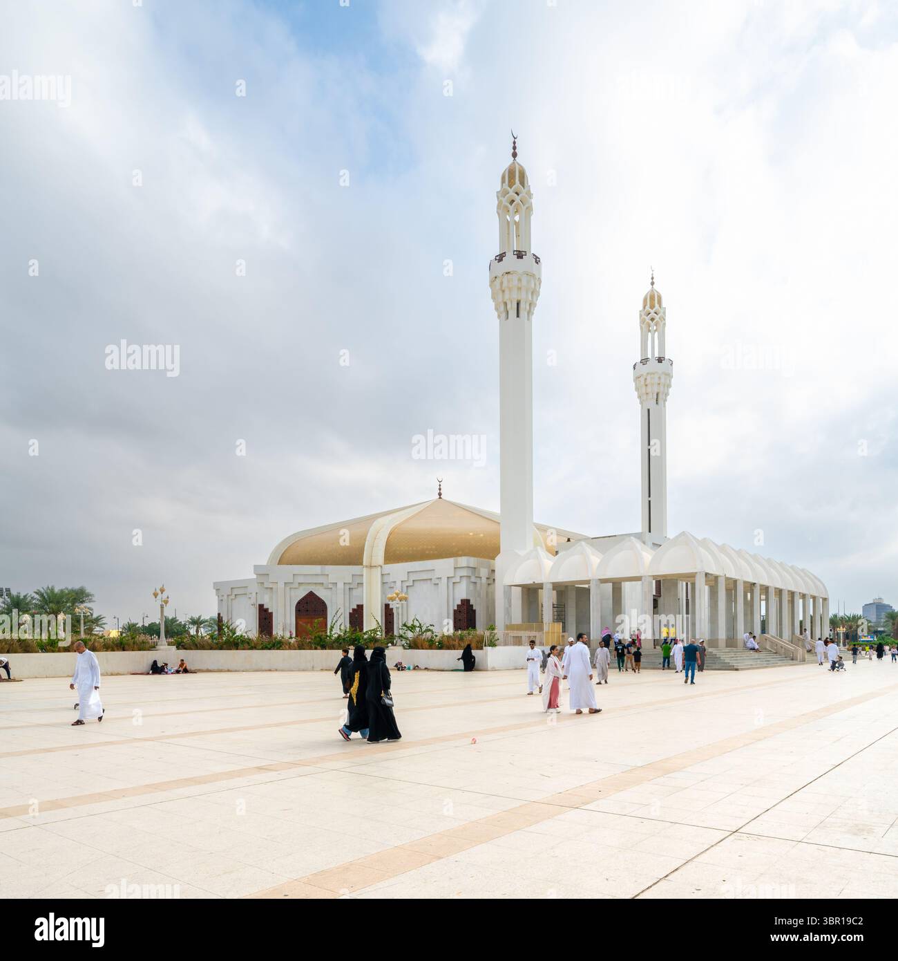 Jeddah, Saudi Arabia - December 20, 2024: Masjid Hassan Enany, or ...