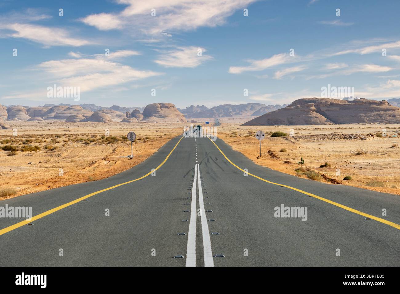 AlUla, Saudi Arabia - December 17, 2024: The scenic desert road between ...