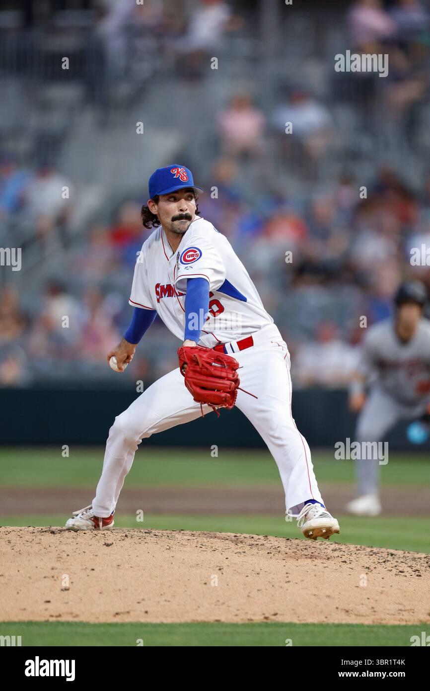 Knoxville Smokies relief pitcher Frankie Scalzo Jr. (35) in action ...