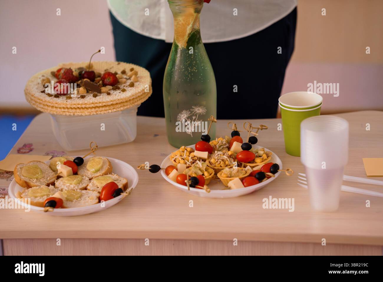 Colorful spread food skewers hi-res stock photography and images - Alamy