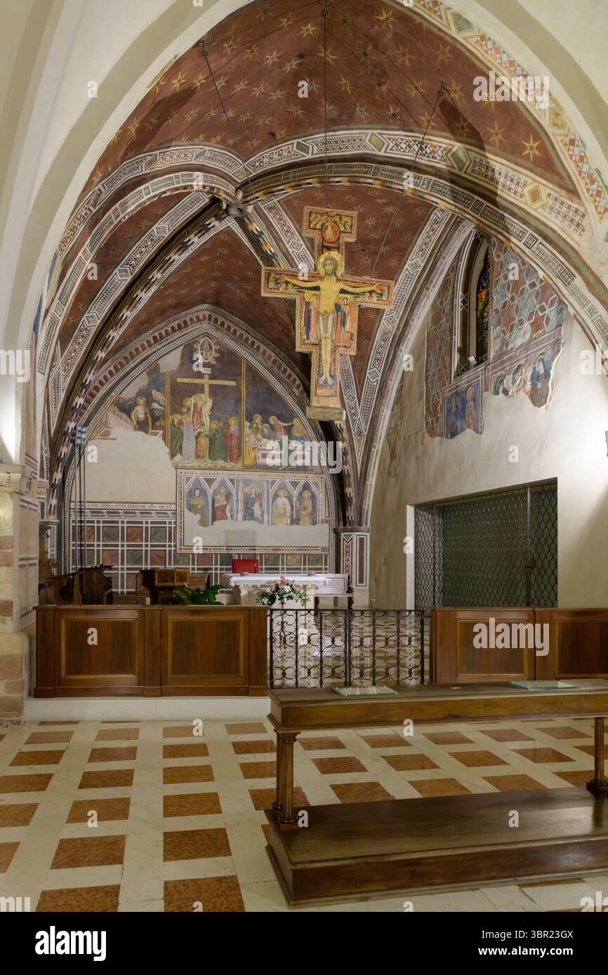 Interior of Oratory of the Crucifix in Basilica of Saint Clare, Assisi ...