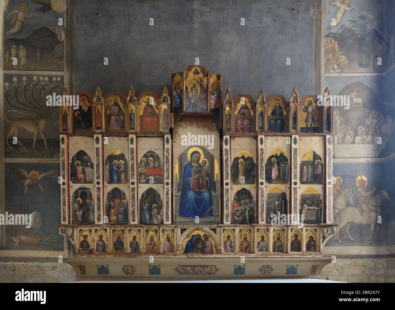 Polyptych by Giusto de Menabuoi on the altar of Padua Baptistery, Italy ...