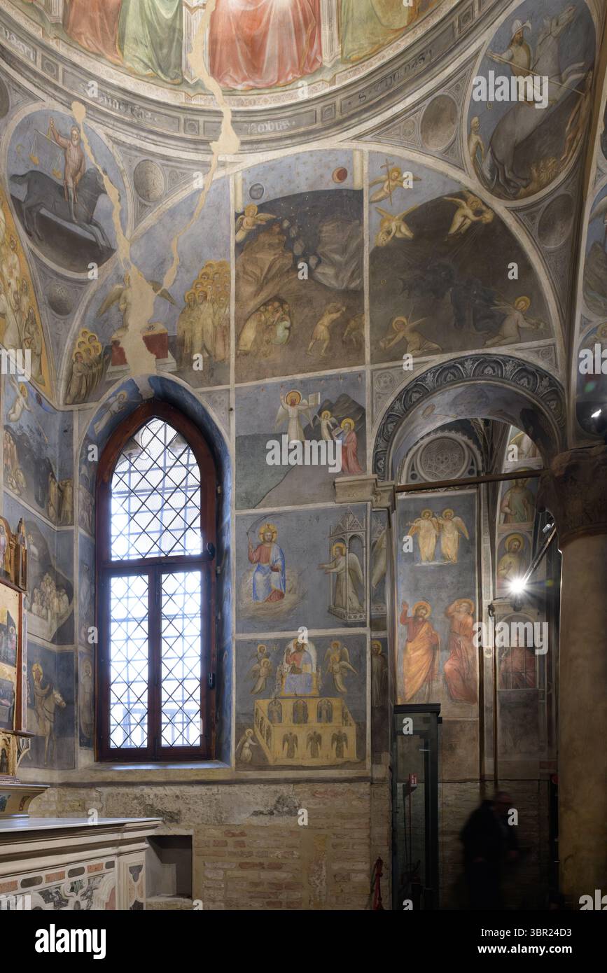 Fresco cycle by Giusto de' Menabuoi in Padua Baptistery, Italy ...