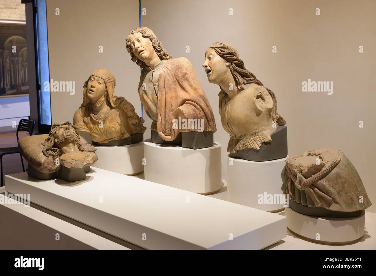 Sculptures depicting 'Lamentation over the Dead Christ' by Guido ...