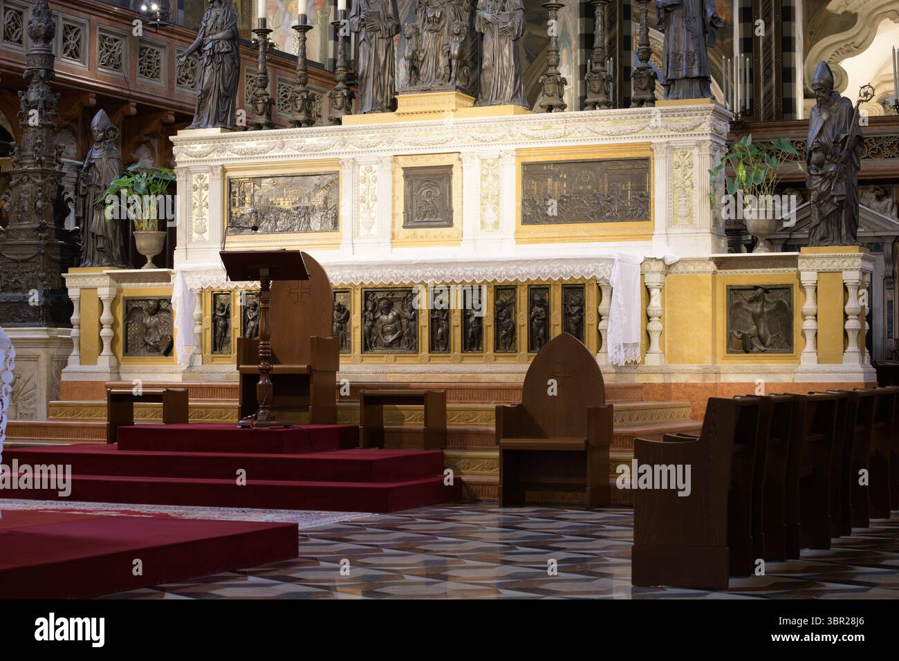 The Altar of Sant'Antonio in the Basilica of Saint Anthony, Padua ...