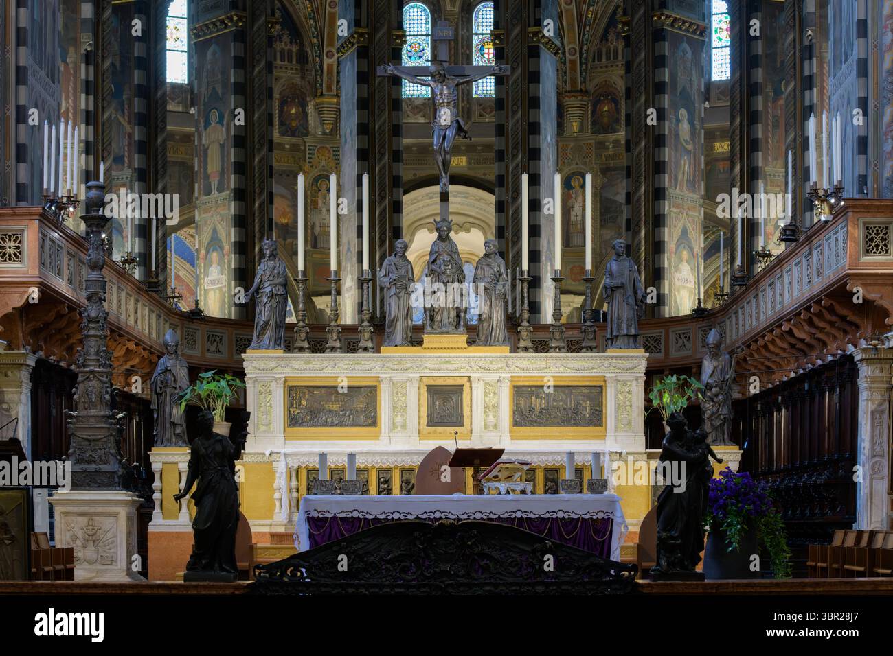 The Altar of Sant'Antonio in the Basilica of Saint Anthony, Padua ...