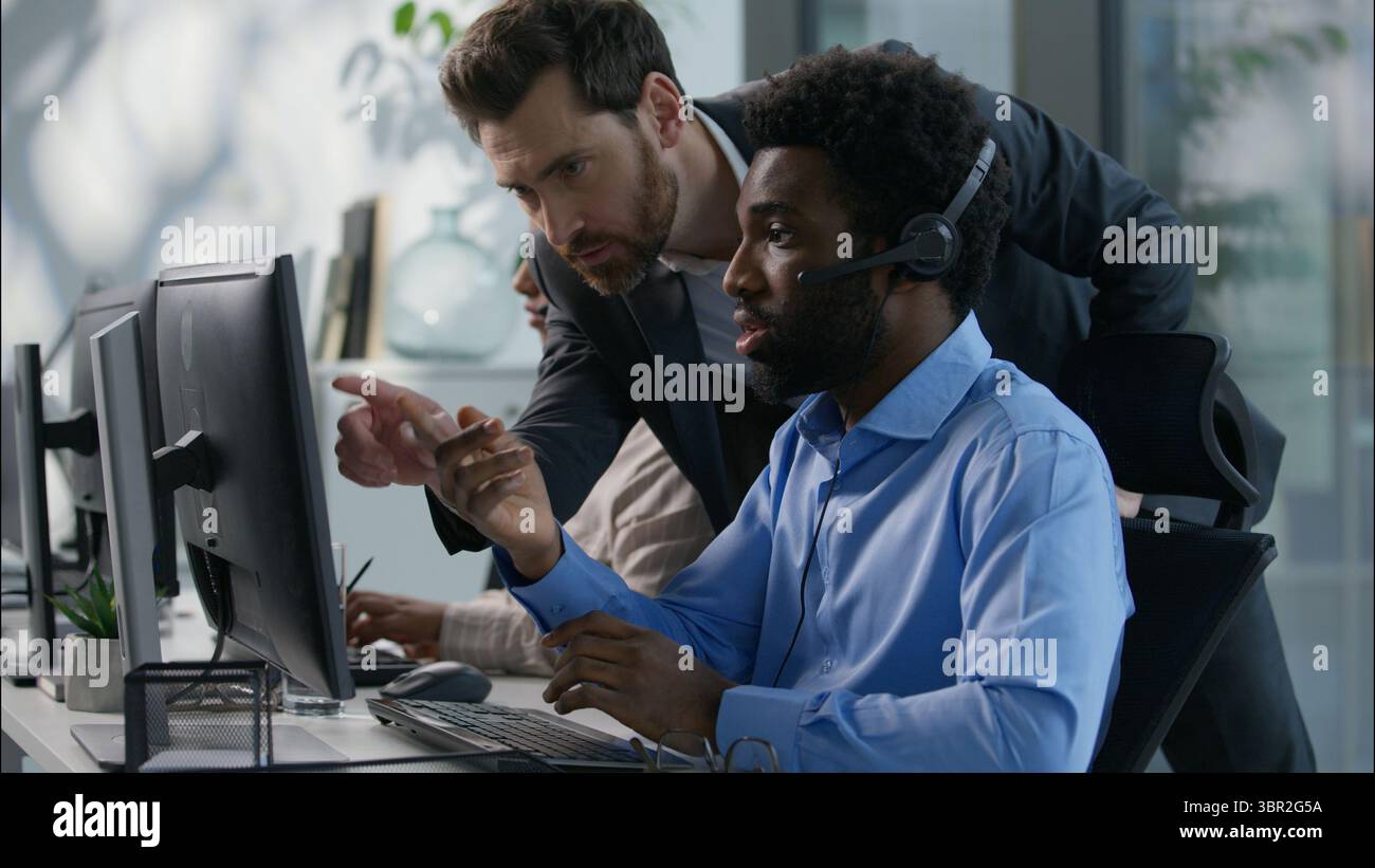 Diverse callcenter collaboration Caucasian boss explaining task ...