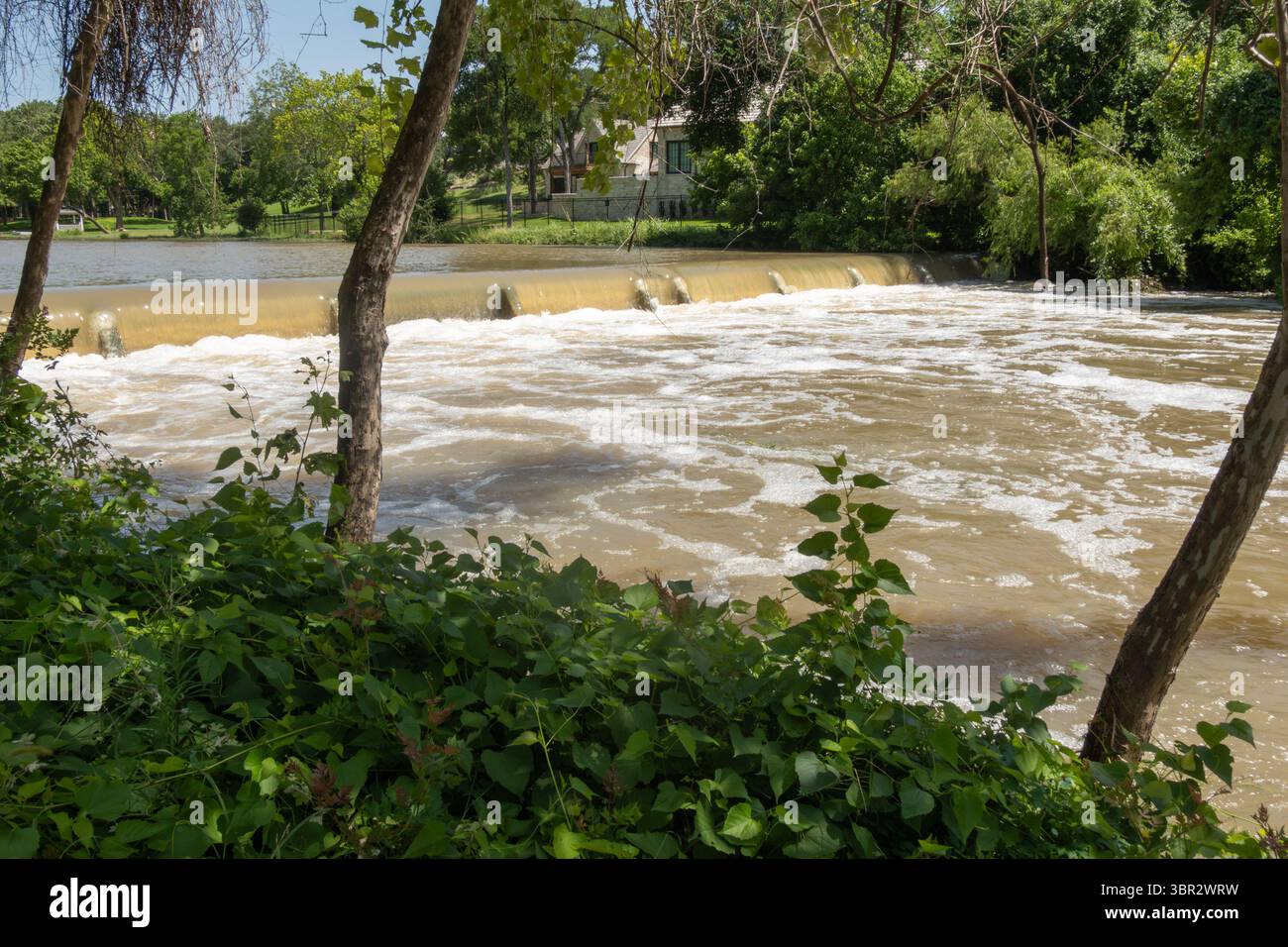 Texas 2025 muddy flood water released from flood control dam upstream ...