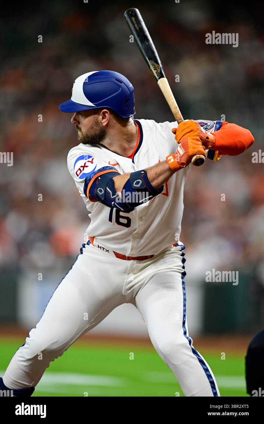 Houston Astros left fielder Cooper Hummel (16) sets for a pitch in the ...