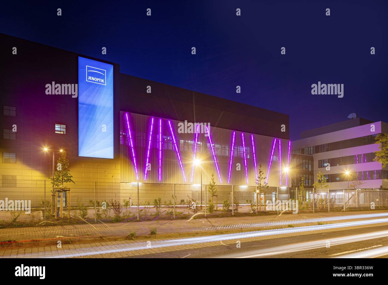 The Dresden factory is Jenoptik's most modern production facility. The ...