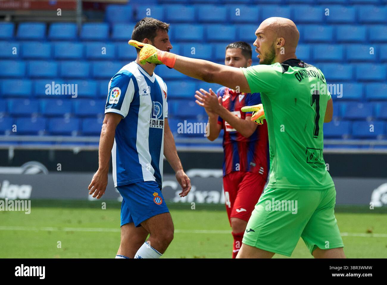 Marko dmitrovic of sd eibar hi-res stock photography and images - Alamy