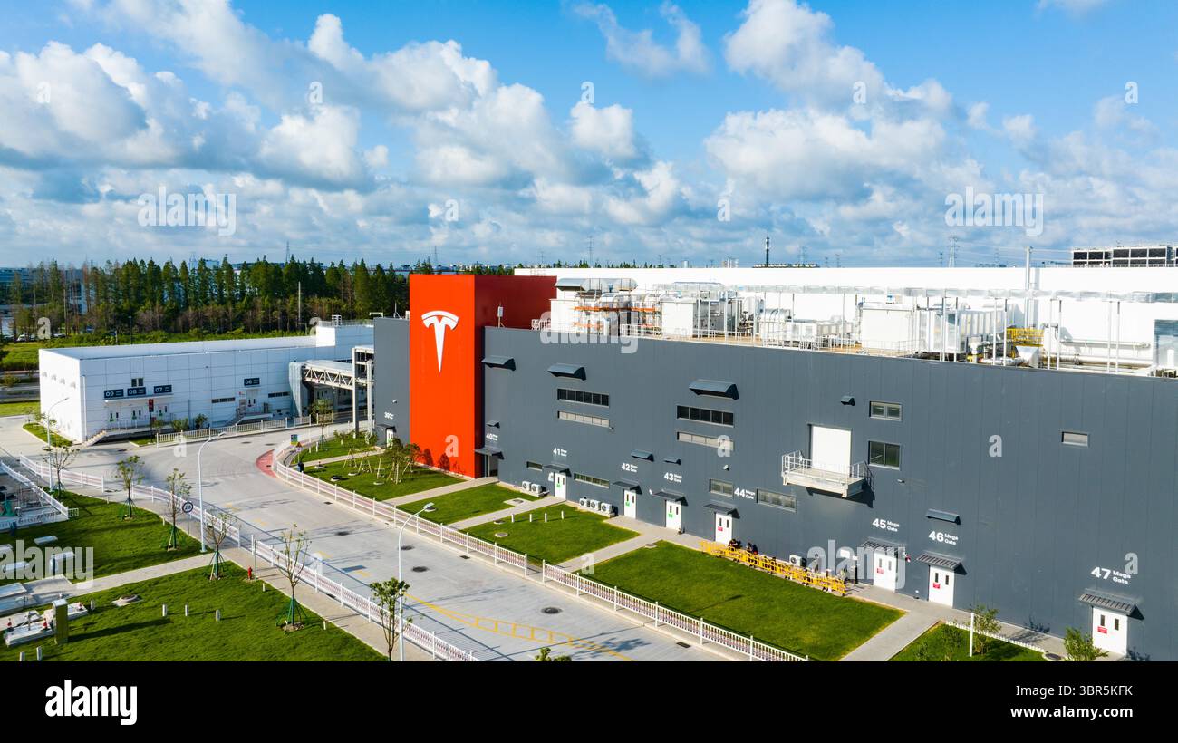 Aerial photo shows the Tesla's Mega factory in Shanghai, China, 9 July ...
