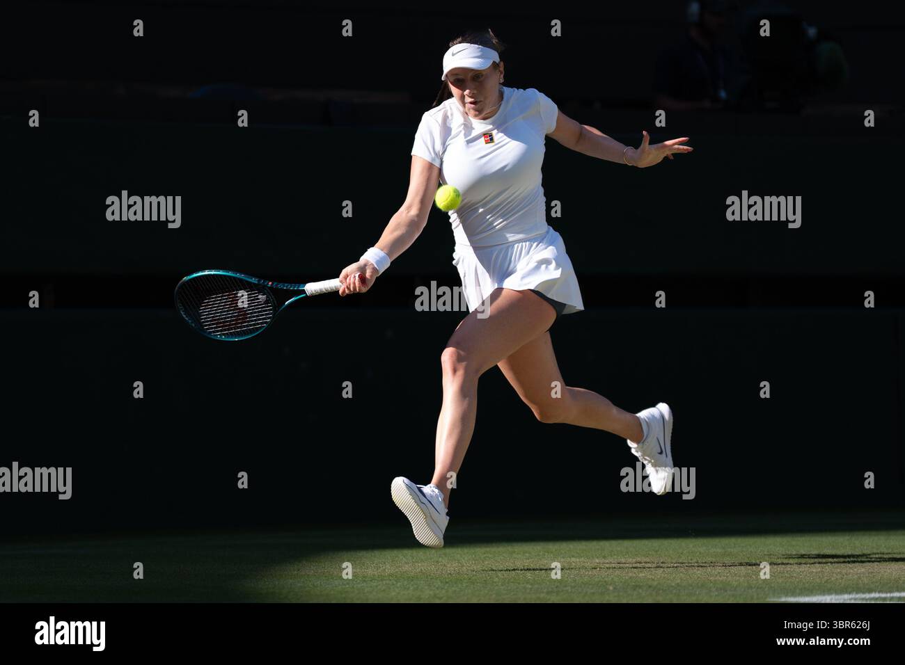 LONDON, ENGLAND - JULY 8: Amanda Anisimova of The USA during Wimbledon ...
