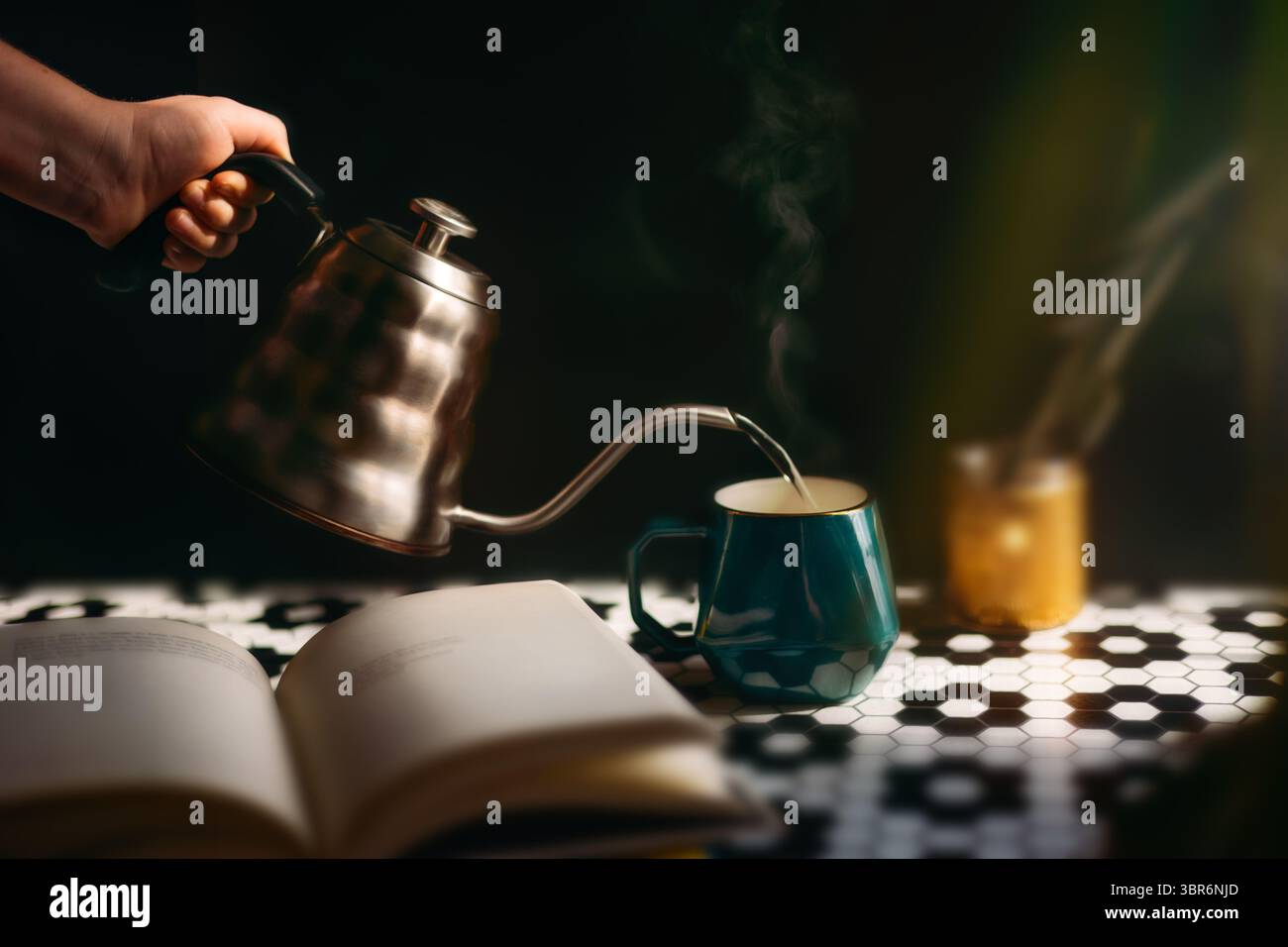Hot water pouring cup tea hi-res stock photography and images - Alamy